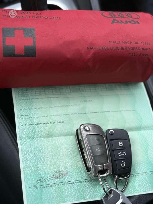 Sarkans Audi A3 2005 Viļņa, ar dzinēja tilpumu 1.90 L un nobraukumu 315 tūkst. km par 2850 €, foto 10 vietnē AUTOMOTO.COM.LV