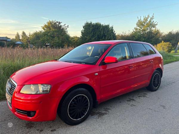 Sarkans Audi A3 2005 Panevēža, ar dzinēja tilpumu 1.60 L un nobraukumu 326 tūkst. km par 900 €, foto 1 vietnē AUTOMOTO.COM.LV