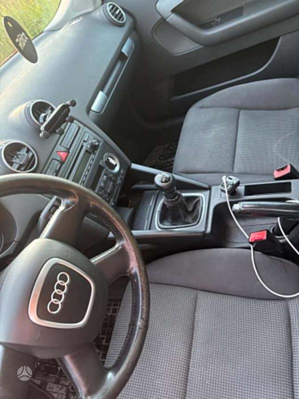Sarkans Audi A3 2005 Panevēža, ar dzinēja tilpumu 1.60 L un nobraukumu 326 tūkst. km par 900 €, foto 8 vietnē AUTOMOTO.COM.LV