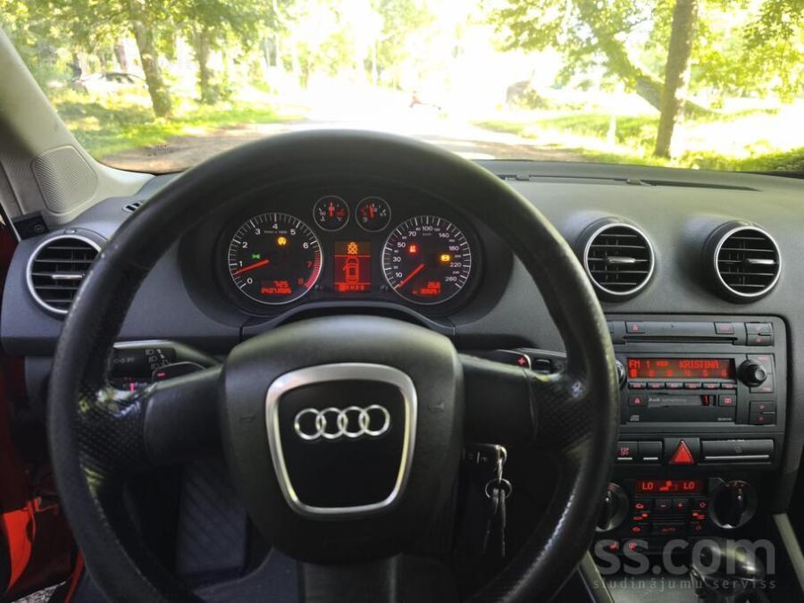 Sarkans Audi A3 2005 Liepāja, ar dzinēja tilpumu 3.20 L un nobraukumu 305 tūkst. km par 3500 €, foto 5 vietnē AUTOMOTO.COM.LV