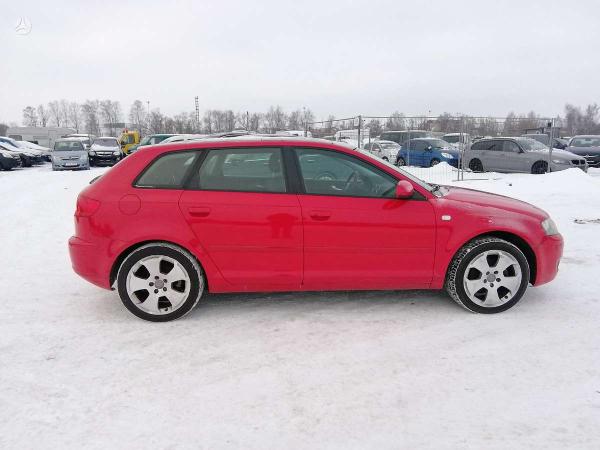 Sarkans Audi A3 2006 Marijampole, ar dzinēja tilpumu 1.60 L un nobraukumu 241 tūkst. km par 2399 €, foto 5 vietnē AUTOMOTO.COM.LV