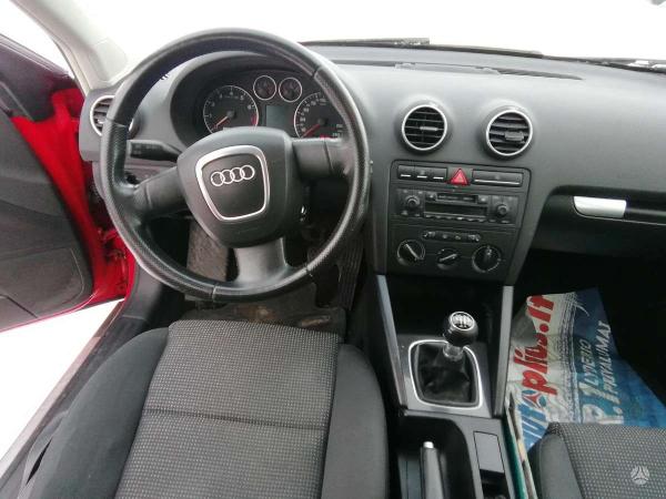 Sarkans Audi A3 2006 Marijampole, ar dzinēja tilpumu 1.60 L un nobraukumu 241 tūkst. km par 2399 €, foto 11 vietnē AUTOMOTO.COM.LV