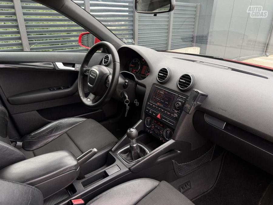 Red Audi A3 2006 in Vilnius, with an engine capacity of 2.00 L and mileage of 351 thousand km for 2540 €, photo 10 on AUTOMOTO.COM.LV