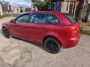 Red Audi A3 2006 in Utena, with an engine capacity of 1.60 L and mileage of 205 thousand km for 2700 €, photo 4 on AUTOMOTO.COM.LV