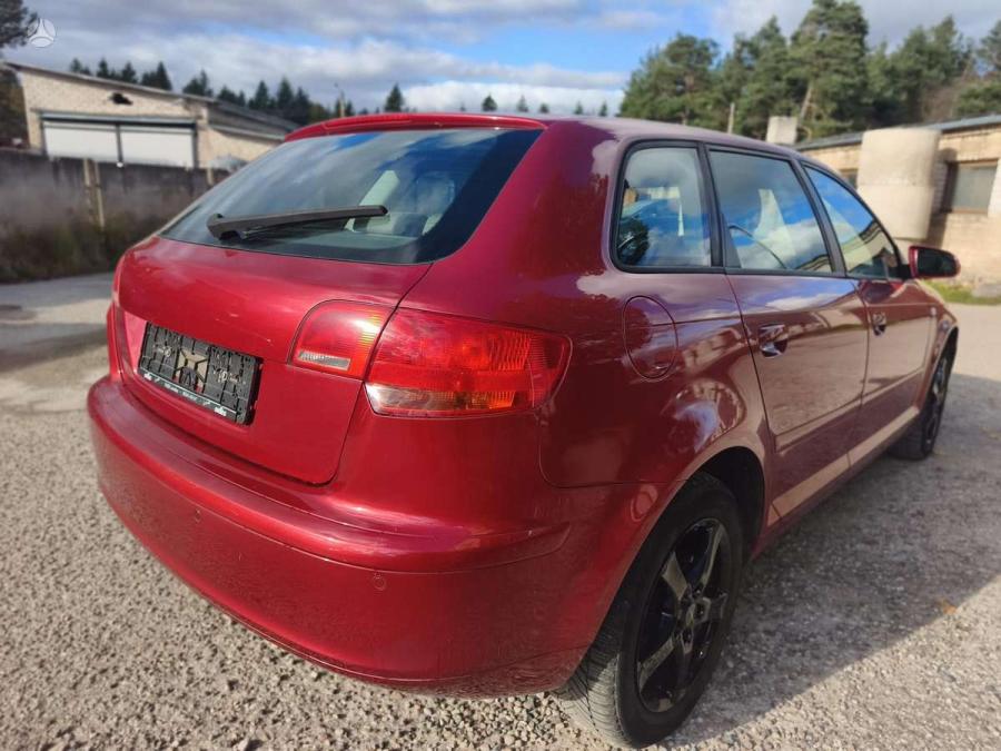 Red Audi A3 2006 in Utena, with an engine capacity of 1.60 L and mileage of 205 thousand km for 2700 €, photo 8 on AUTOMOTO.COM.LV
