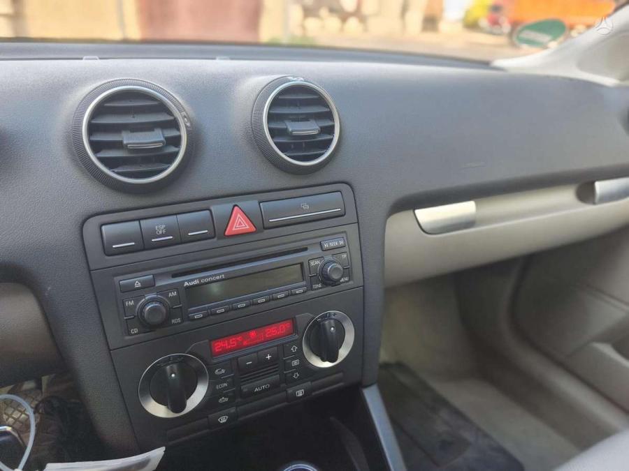 Red Audi A3 2006 in Utena, with an engine capacity of 1.60 L and mileage of 205 thousand km for 2700 €, photo 17 on AUTOMOTO.COM.LV
