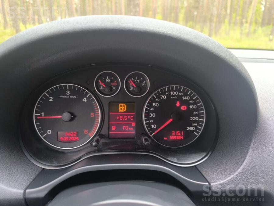 Red Audi A3 2007 in Riga, with an engine capacity of 2.00 L and mileage of 340 thousand km for 3200 €, photo 19 on AUTOMOTO.COM.LV