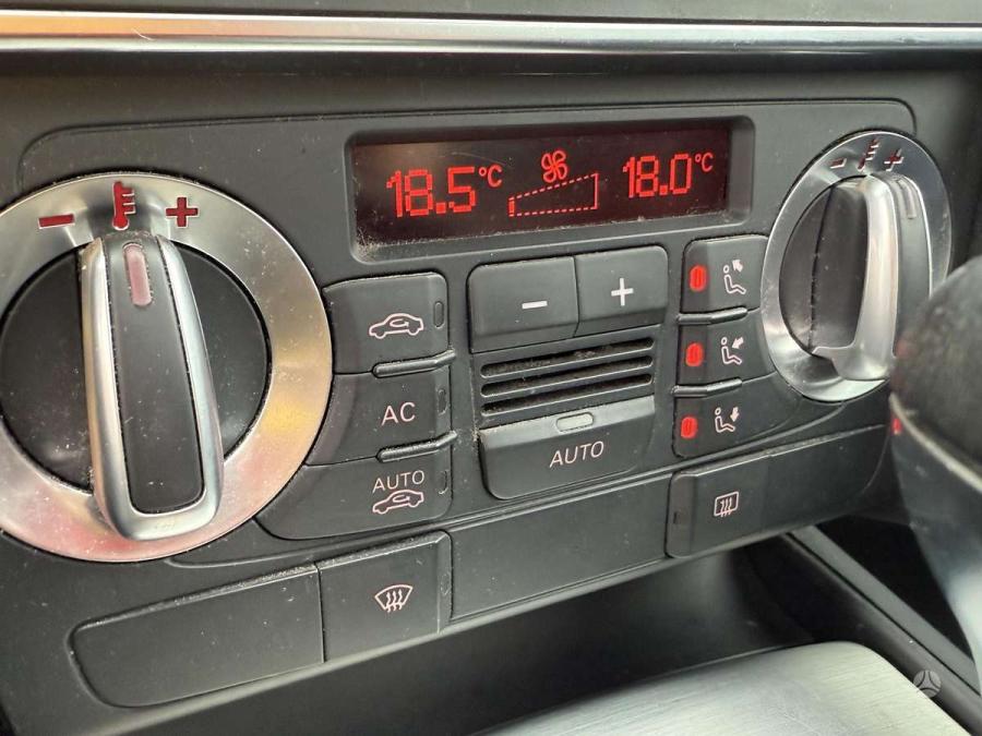 Красный Ауди А3 2009 в Вильнюс, объемом двигателя 1.98 л и пробегом 115 тыс. км за 5950 €, фото 16 на AUTOMOTO.COM.LV