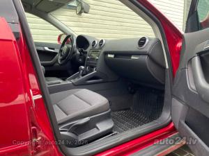Red Audi A3 2010 in Tallinn, with an engine capacity of 1.60 L and mileage of 281 thousand km for 5599 €, photo 8 on AUTOMOTO.COM.LV