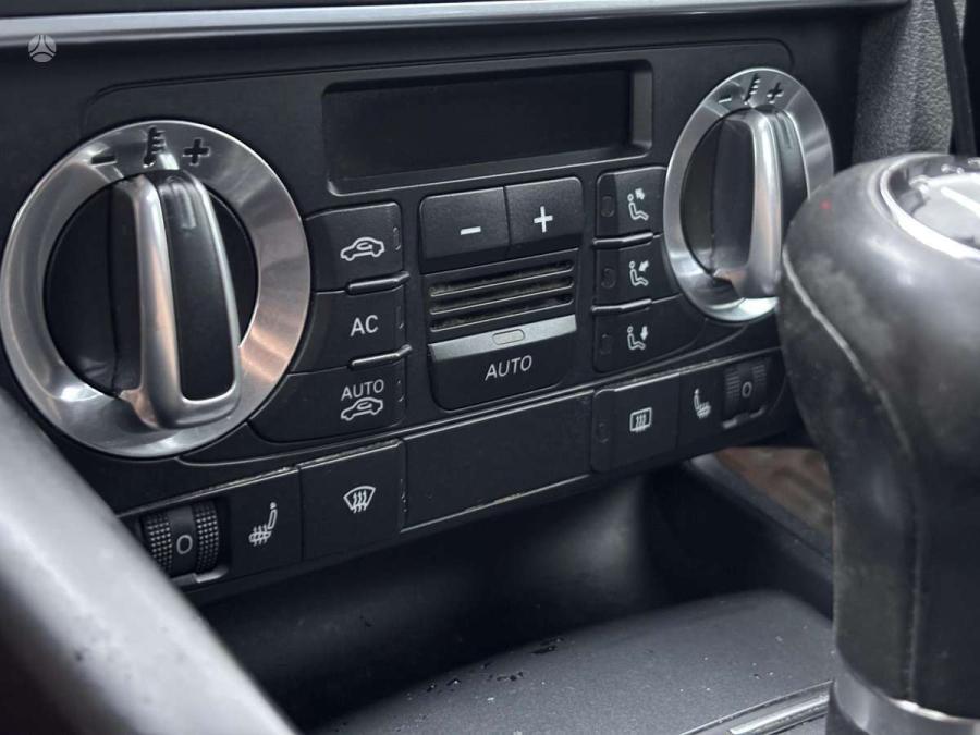 Sarkans Audi A3 2010 Viļņa, ar dzinēja tilpumu 1.60 L un nobraukumu 330 tūkst. km par 3900 €, foto 13 vietnē AUTOMOTO.COM.LV