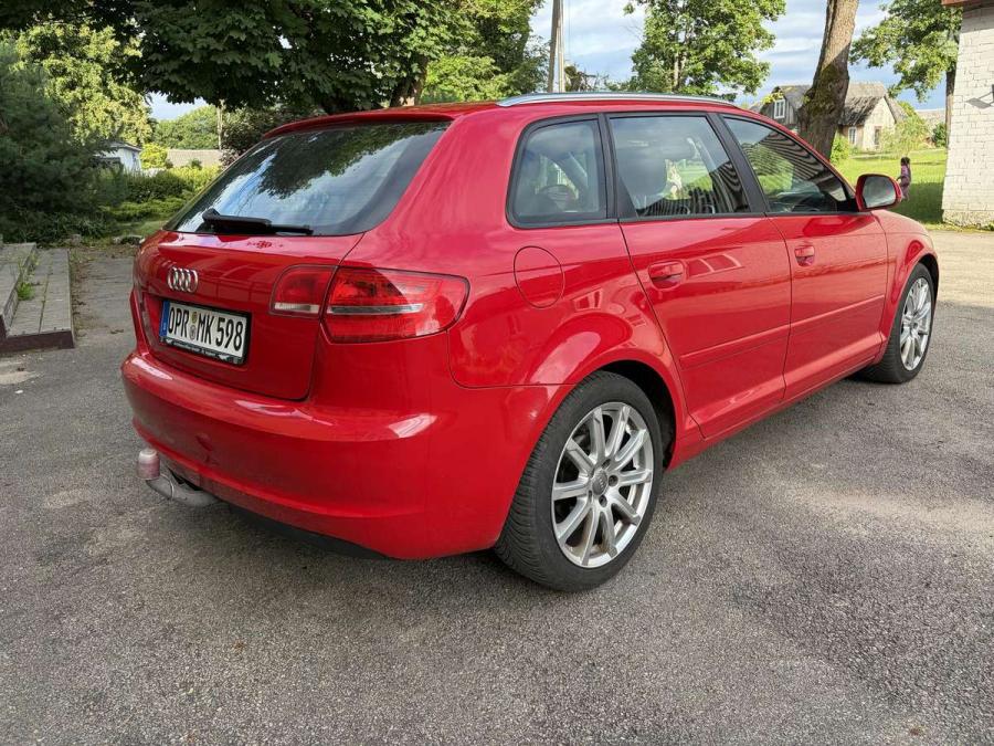 Red Audi A3 2010 in Vilnius, with an engine capacity of 1.39 L and mileage of 312 thousand km for 3850 €, photo 4 on AUTOMOTO.COM.LV