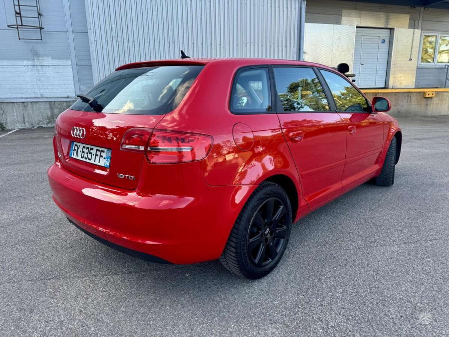 Red Audi A3 2011 in Vilnius, with an engine capacity of 1.60 L and mileage of 188 thousand km for 4700 €, photo 5 on AUTOMOTO.COM.LV