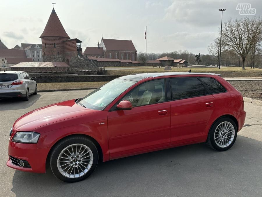 Red Audi A3 2013 in Kaunas, with an engine capacity of 2.00 L and mileage of 153 thousand km for 8250 €, photo 2 on AUTOMOTO.COM.LV