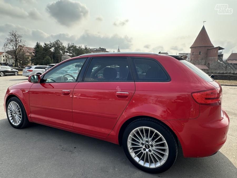 Red Audi A3 2013 in Kaunas, with an engine capacity of 2.00 L and mileage of 153 thousand km for 8250 €, photo 4 on AUTOMOTO.COM.LV