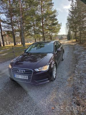 Sarkans Audi A3 2013 Rīga, ar dzinēja tilpumu 1.60 L un nobraukumu 231 tūkst. km par 7500 €, foto  vietnē AUTOMOTO.COM.LV