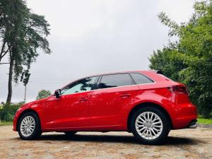 Sarkans Audi A3 2014 Trakai, ar dzinēja tilpumu 1.97 L un nobraukumu 214 tūkst. km par 7980 €, foto 14 vietnē AUTOMOTO.COM.LV