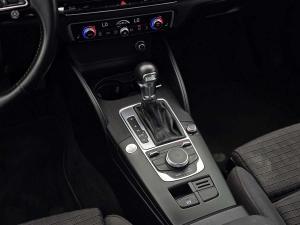 Sarkans Audi A3 2015 Rokiškis, ar dzinēja tilpumu 1.40 L un nobraukumu 245 tūkst. km par 6550 €, foto 24 vietnē AUTOMOTO.COM.LV