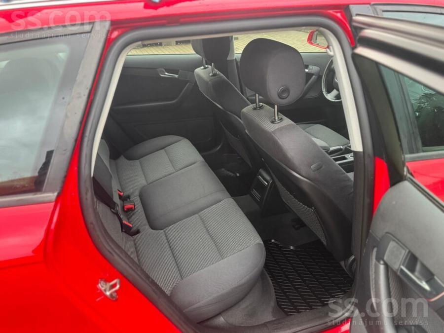 Red Audi A3 2008 in Jelgava, with an engine capacity of 2.00 L and mileage of 290 thousand km for 3250 €, photo 9 on AUTOMOTO.COM.LV