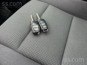 Red Audi A3 2008 in Jelgava, with an engine capacity of 2.00 L and mileage of 290 thousand km for 3250 €, photo 13 on AUTOMOTO.COM.LV