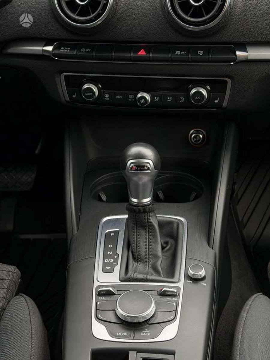 Red Audi A3 2014 in Kaisiadorys, with an engine capacity of 1.97 L and mileage of 191 thousand km for 10800 €, photo 21 on AUTOMOTO.COM.LV