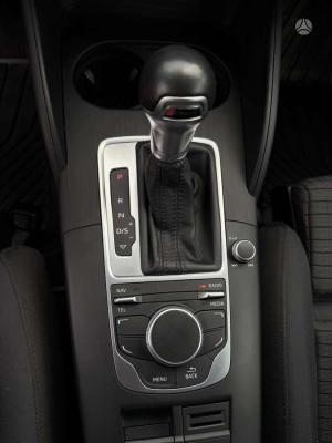 Red Audi A3 2014 in Kaisiadorys, with an engine capacity of 1.97 L and mileage of 191 thousand km for 10800 €, photo 22 on AUTOMOTO.COM.LV