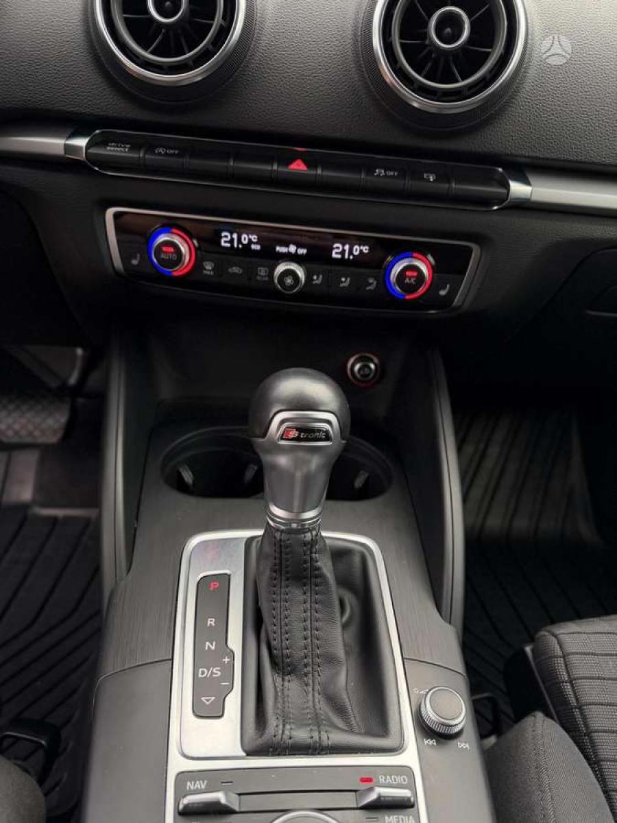 Red Audi A3 2014 in Kaisiadorys, with an engine capacity of 1.97 L and mileage of 191 thousand km for 10800 €, photo 27 on AUTOMOTO.COM.LV