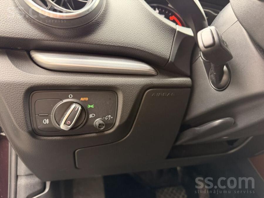 Красный Ауди А3 2014 в Рига, объемом двигателя 1.60 л и пробегом 180 тыс. км за 11800 €, фото 9 на AUTOMOTO.COM.LV