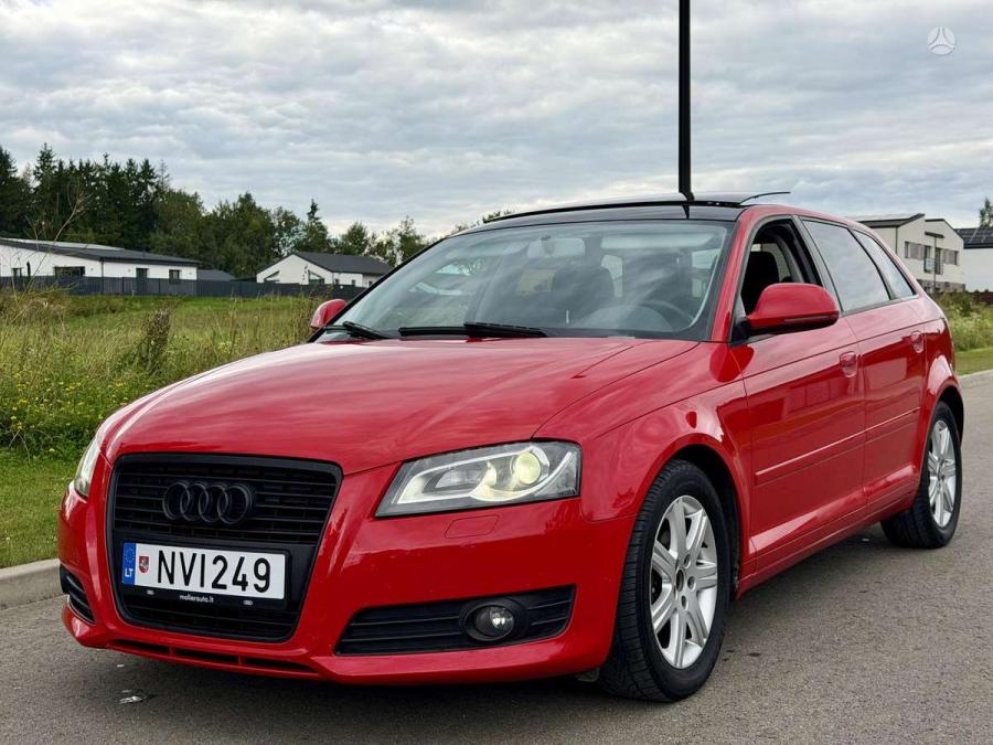 Sarkans Audi A3 2009 Viļņa, ar dzinēja tilpumu 1.60 L un nobraukumu 299 tūkst. km par 3500 €, foto 7 vietnē AUTOMOTO.COM.LV