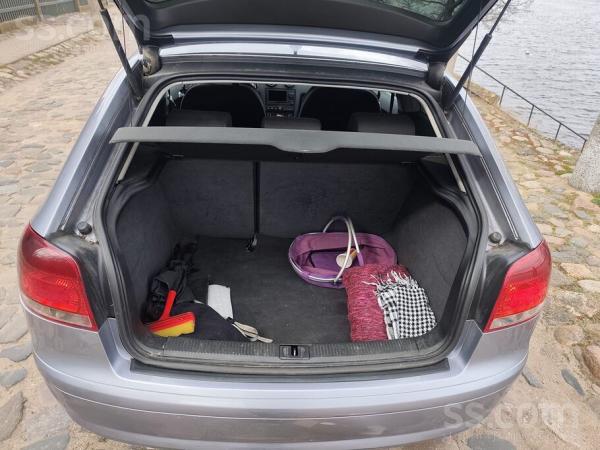 Audi A3 2005 in Riga, with an engine capacity of 1.90 L and mileage of 284 thousand km for 3330 €, photo 4 on AUTOMOTO.COM.LV