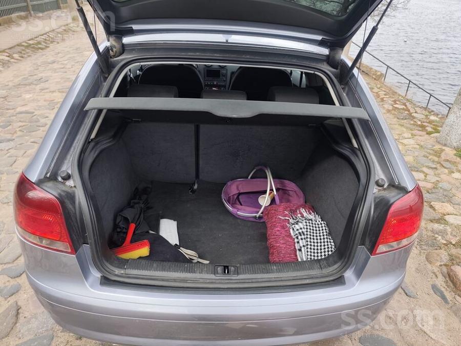 Audi A3 2005 in Riga, with an engine capacity of 1.90 L and mileage of 284 thousand km for 3330 €, photo 5 on AUTOMOTO.COM.LV