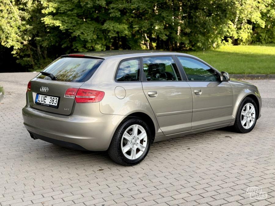 Audi A3 2010 in Vilnius, with an engine capacity of 2.00 L and mileage of 288 thousand km for 4400 €, photo 4 on AUTOMOTO.COM.LV