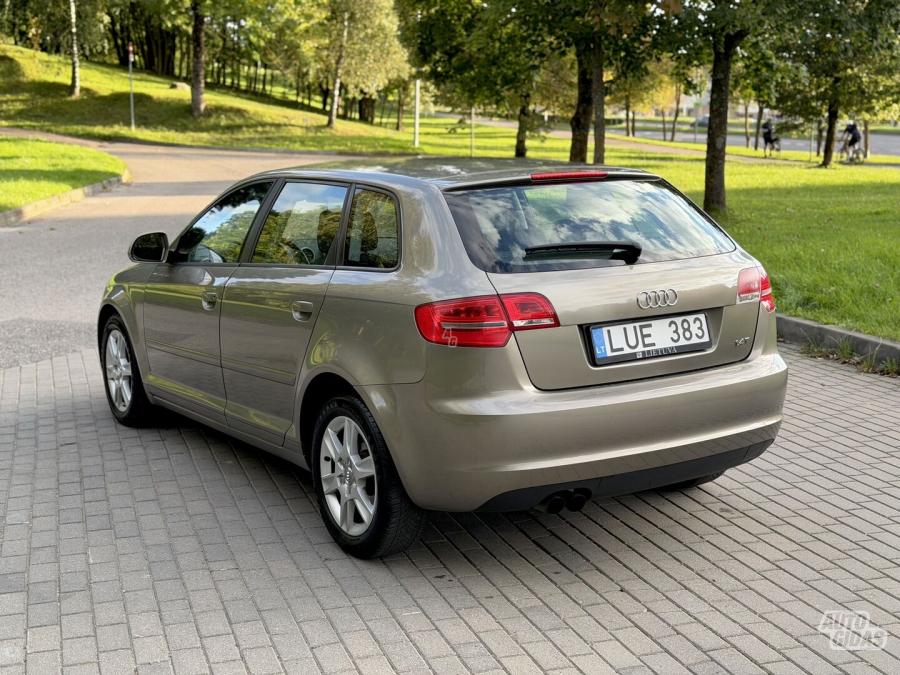 Audi A3 2010 in Vilnius, with an engine capacity of 2.00 L and mileage of 288 thousand km for 4400 €, photo 6 on AUTOMOTO.COM.LV