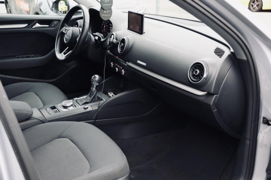 Audi A3 2017 in Tallinn, with an engine capacity of 1.40 L and mileage of 150 thousand km for 15900 €, photo 13 on AUTOMOTO.COM.LV