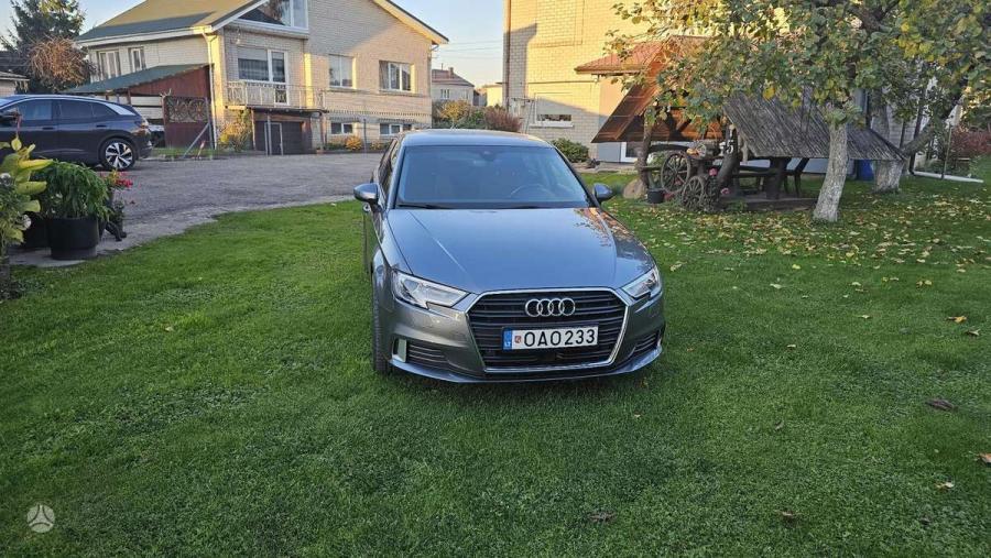 Grey Audi a3-sportback 2018 in Vilnius, with an engine capacity of 1.97 L and mileage of 155 thousand km for 11750 €, photo 3 on AUTOMOTO.COM.LV