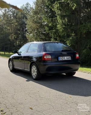 Violets Audi A3 2001 Vievis, ar dzinēja tilpumu 1.90 L un nobraukumu 290 tūkst. km par 880 €, foto 5 vietnē AUTOMOTO.COM.LV