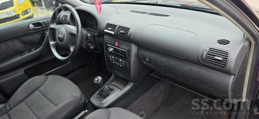 Violet Audi A3 2003 in Valmiera, with an engine capacity of 1.60 L and mileage of 255 thousand km for 1100 €, photo 10 on AUTOMOTO.COM.LV