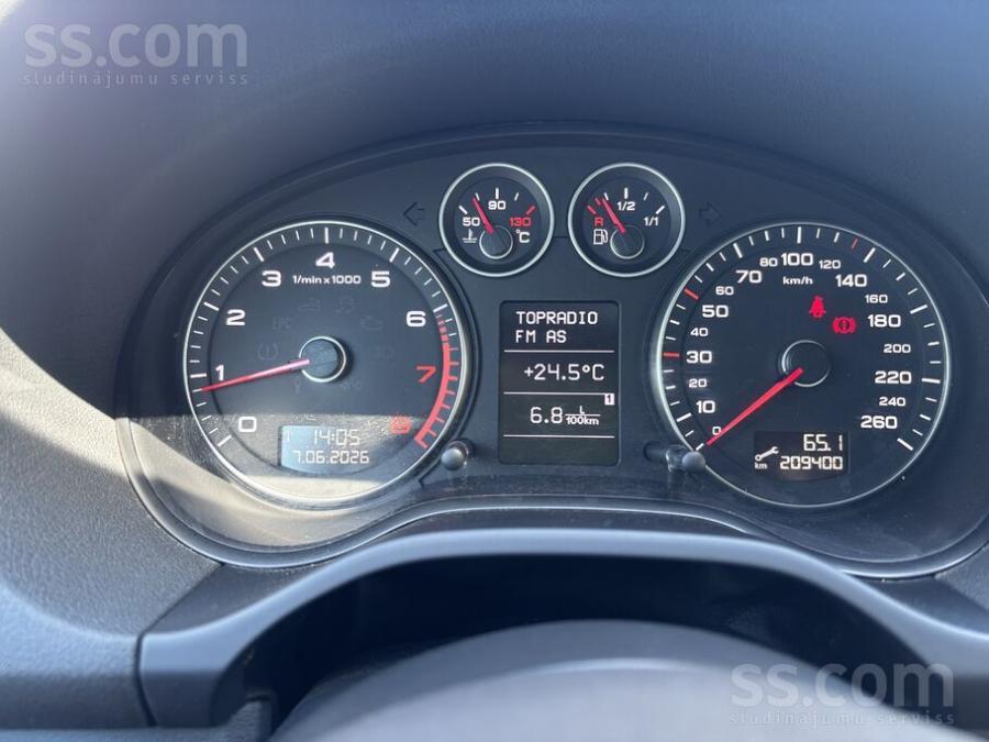 White Audi A3 2009 in Riga, with an engine capacity of 1.80 L and mileage of 209 thousand km for 5900 €, photo 15 on AUTOMOTO.COM.LV