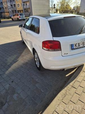 White Audi A3 2003 in Valmiera, with an engine capacity of 1.60 L and mileage of 332 thousand km for 2100 €, photo 12 on AUTOMOTO.COM.LV