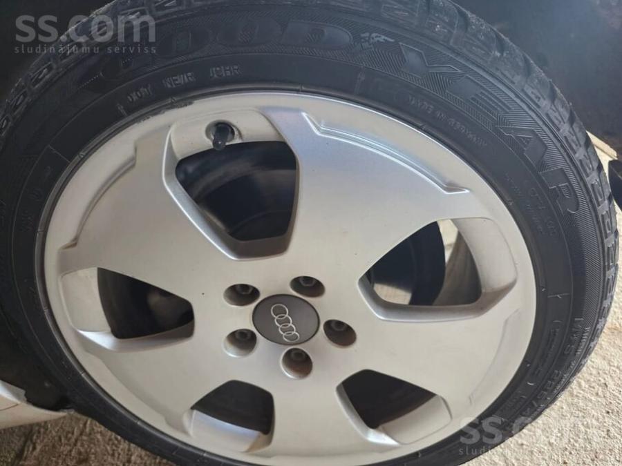 Balts Audi A3 2006 Madona, ar dzinēja tilpumu 2.00 L un nobraukumu 283 tūkst. km par 4000 €, foto 26 vietnē AUTOMOTO.COM.LV