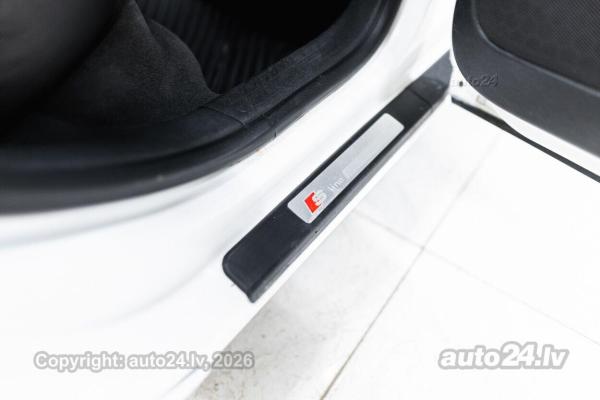 Balts Audi A3 2007 Tallina, ar dzinēja tilpumu 2.00 L un nobraukumu 314 tūkst. km par 5500 €, foto 11 vietnē AUTOMOTO.COM.LV