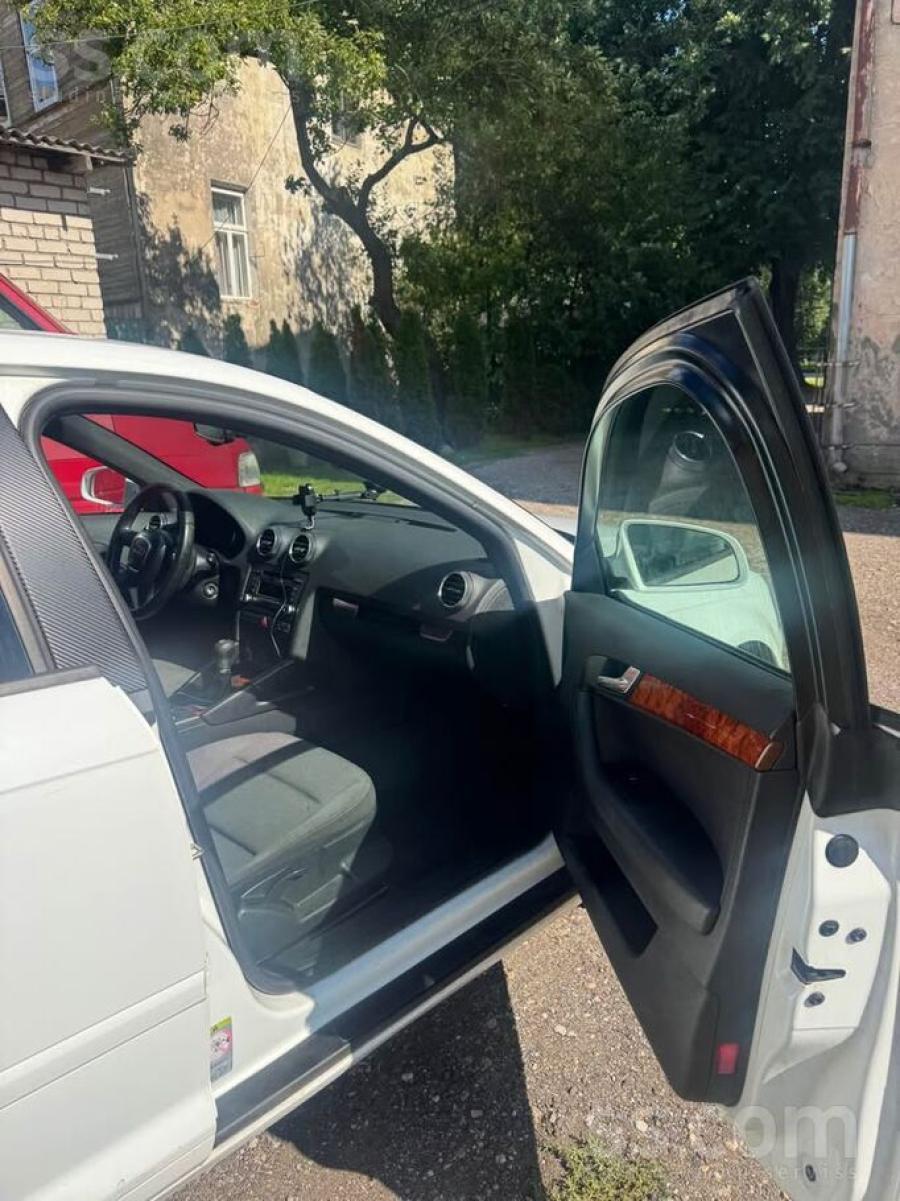 Balts Audi A3 2007 Liepāja, ar dzinēja tilpumu 2.00 L un nobraukumu 344 tūkst. km par 2850 €, foto 8 vietnē AUTOMOTO.COM.LV