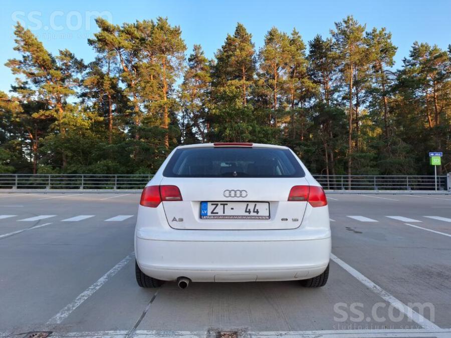 White Audi A3 2007 in Riga, with an engine capacity of 1.60 L and mileage of 256 thousand km for 3000 €, photo 4 on AUTOMOTO.COM.LV