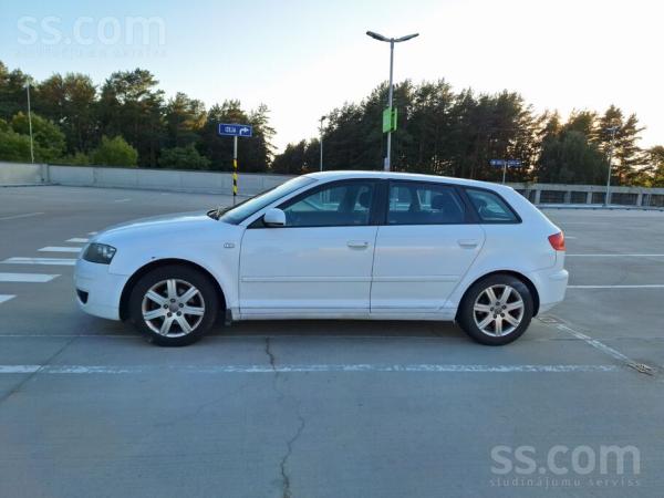 Audi A3 2007 Rīga vietnē Balts Audi A3 2007 Rīga, ar dzinēja tilpumu 1.60 L un nobraukumu 256 tūkst. km par 3000 €, foto 11 vietnē AUTOMOTO.COM.LV