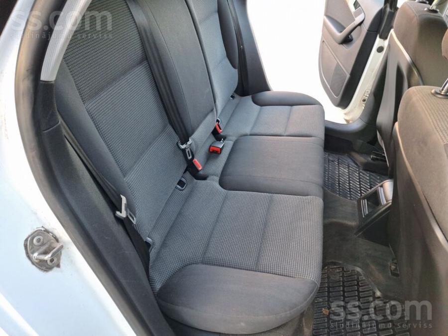 White Audi A3 2007 in Riga, with an engine capacity of 1.60 L and mileage of 256 thousand km for 3000 €, photo 13 on AUTOMOTO.COM.LV