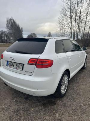 White Audi A3 2008 in Taurage, with an engine capacity of 1.97 L and mileage of 299 thousand km for 4100 €, photo 4 on AUTOMOTO.COM.LV