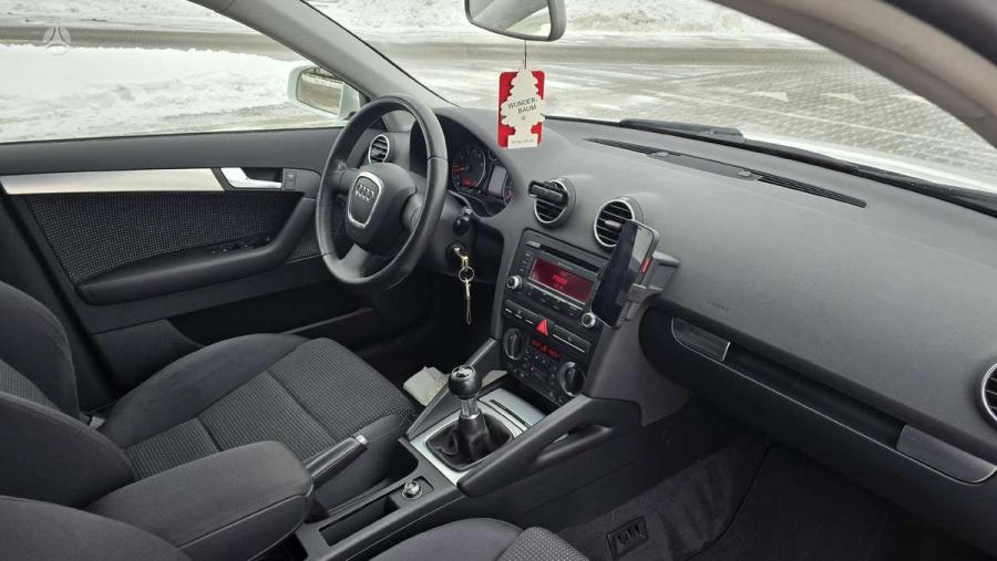 Balts Audi A3 2008 Viļņa, ar dzinēja tilpumu 1.60 L un nobraukumu 221 tūkst. km par 5650 €, foto 13 vietnē AUTOMOTO.COM.LV
