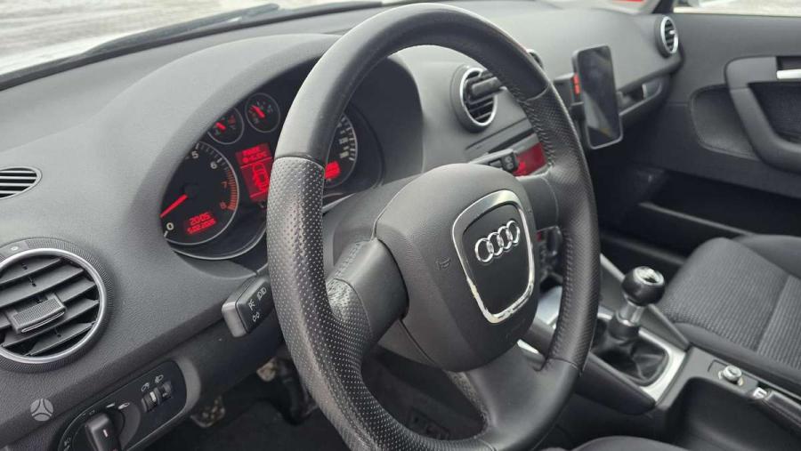 Balts Audi A3 2008 Viļņa, ar dzinēja tilpumu 1.60 L un nobraukumu 221 tūkst. km par 5650 €, foto 17 vietnē AUTOMOTO.COM.LV