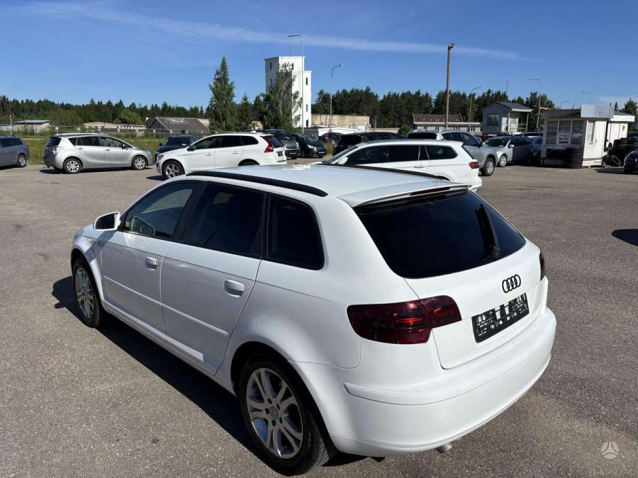 Balts Audi A3 2008 Utena, ar dzinēja tilpumu 1.90 L un nobraukumu 247 tūkst. km par 3850 €, foto 9 vietnē AUTOMOTO.COM.LV