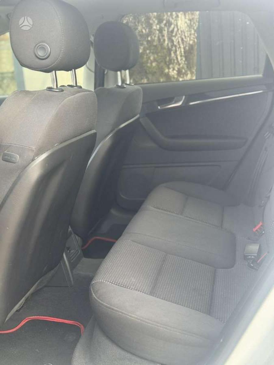 White Audi A3 2008 in Kaunas, with an engine capacity of 2.00 L and mileage of 300 thousand km for 4999 €, photo 12 on AUTOMOTO.COM.LV
