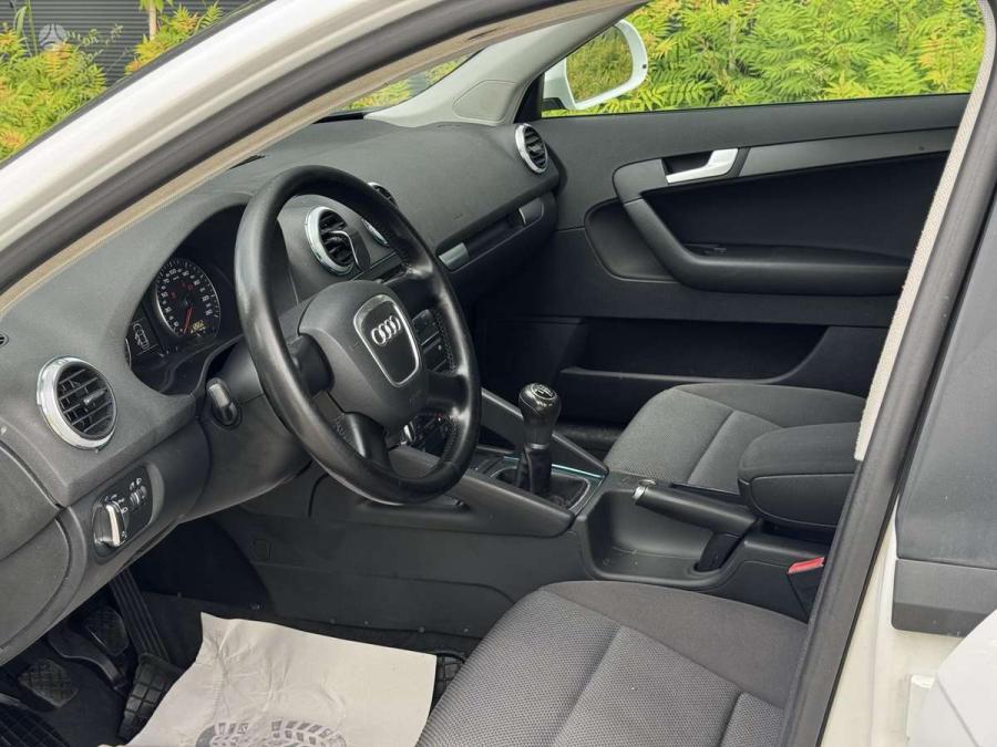 Balts Audi A3 2008 Viļņa, ar dzinēja tilpumu 1.90 L un nobraukumu 261 tūkst. km par 1800 €, foto 6 vietnē AUTOMOTO.COM.LV